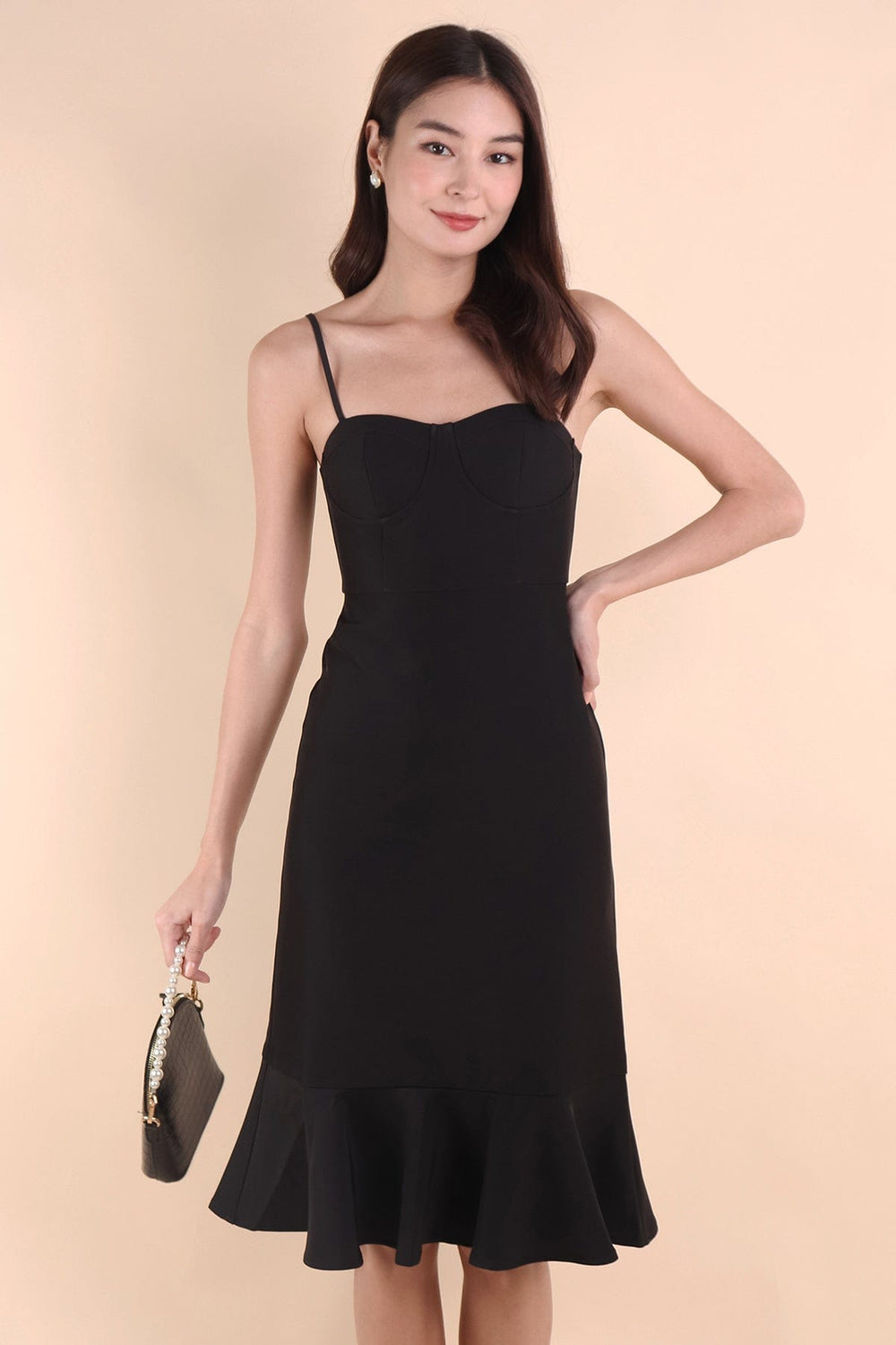 IMOGEN PADDED FLUTTERS DRESS IN BLACK | NEONMELLO