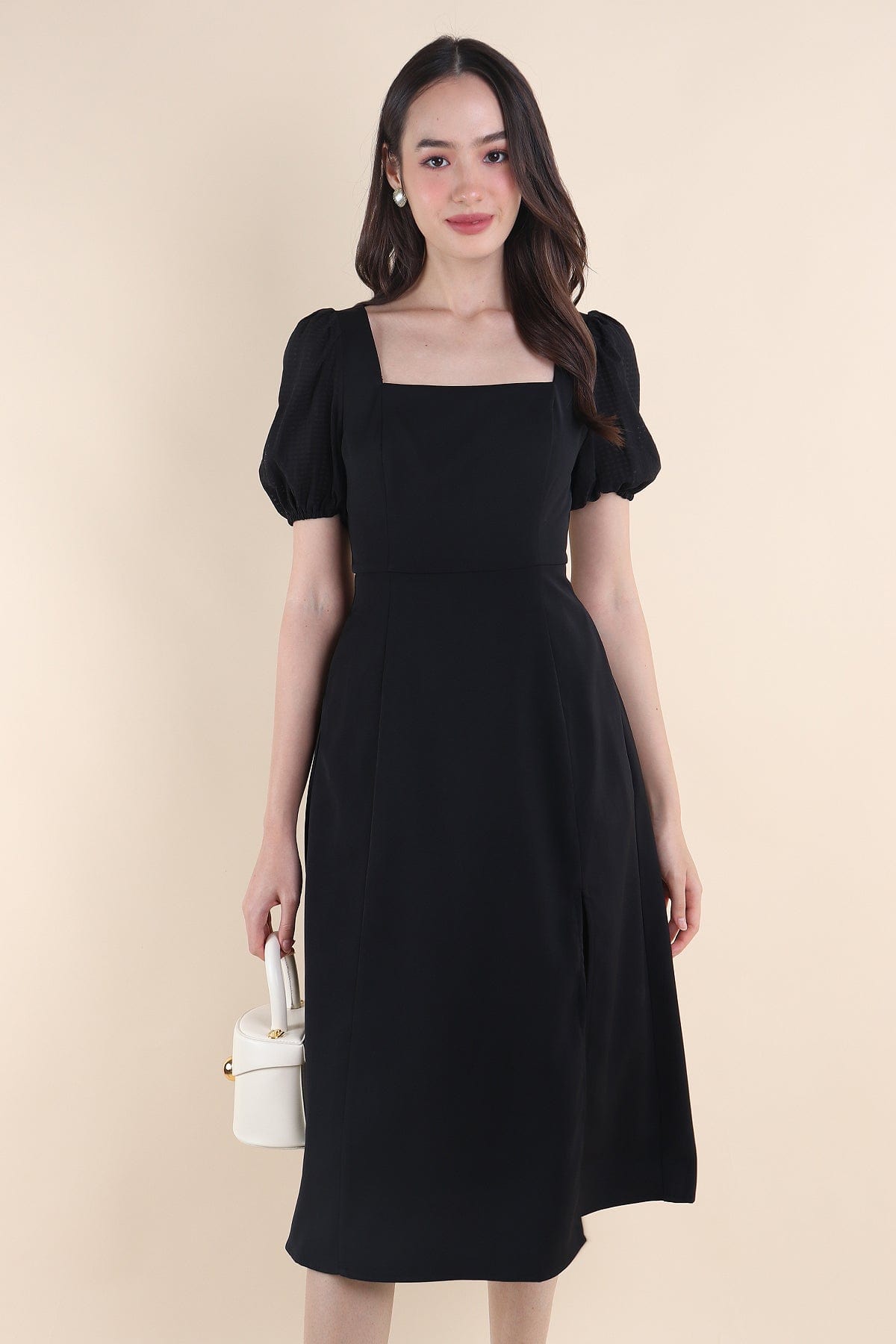 JANELYN SLEEVE MIDI DRESS IN BLACK | NEONMELLO