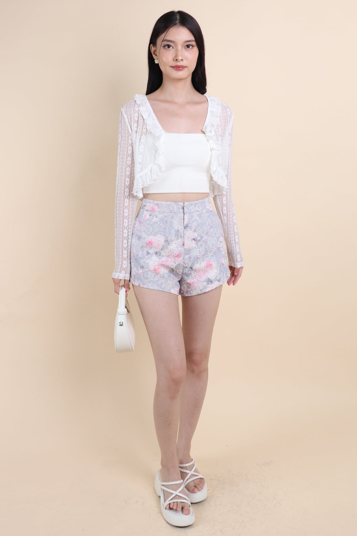 ROMANCING EYELET SHORTS IN GREY PINK | NEONMELLO