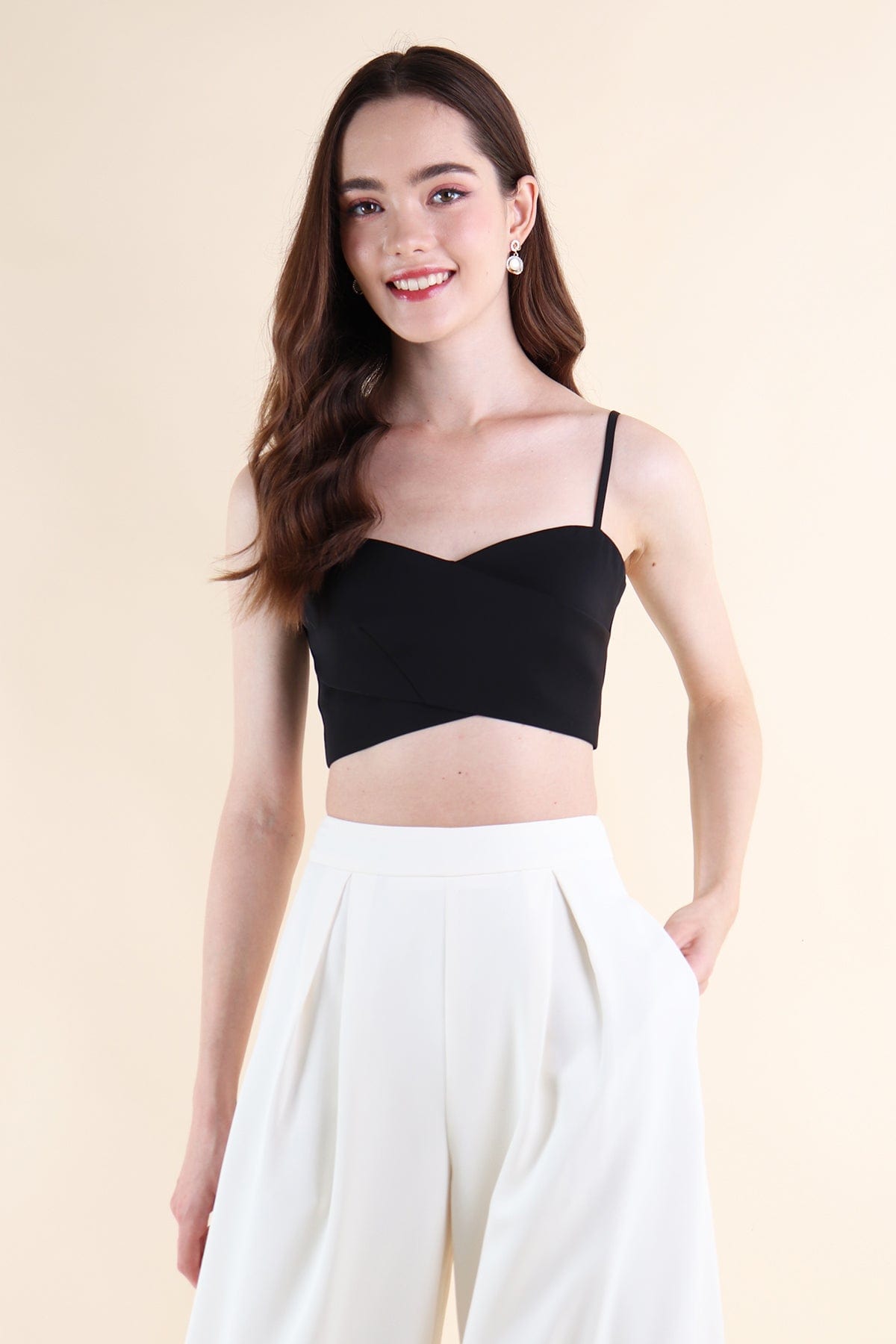 SEVILLE WRAPPED CROP TOP IN BLACK | NEONMELLO