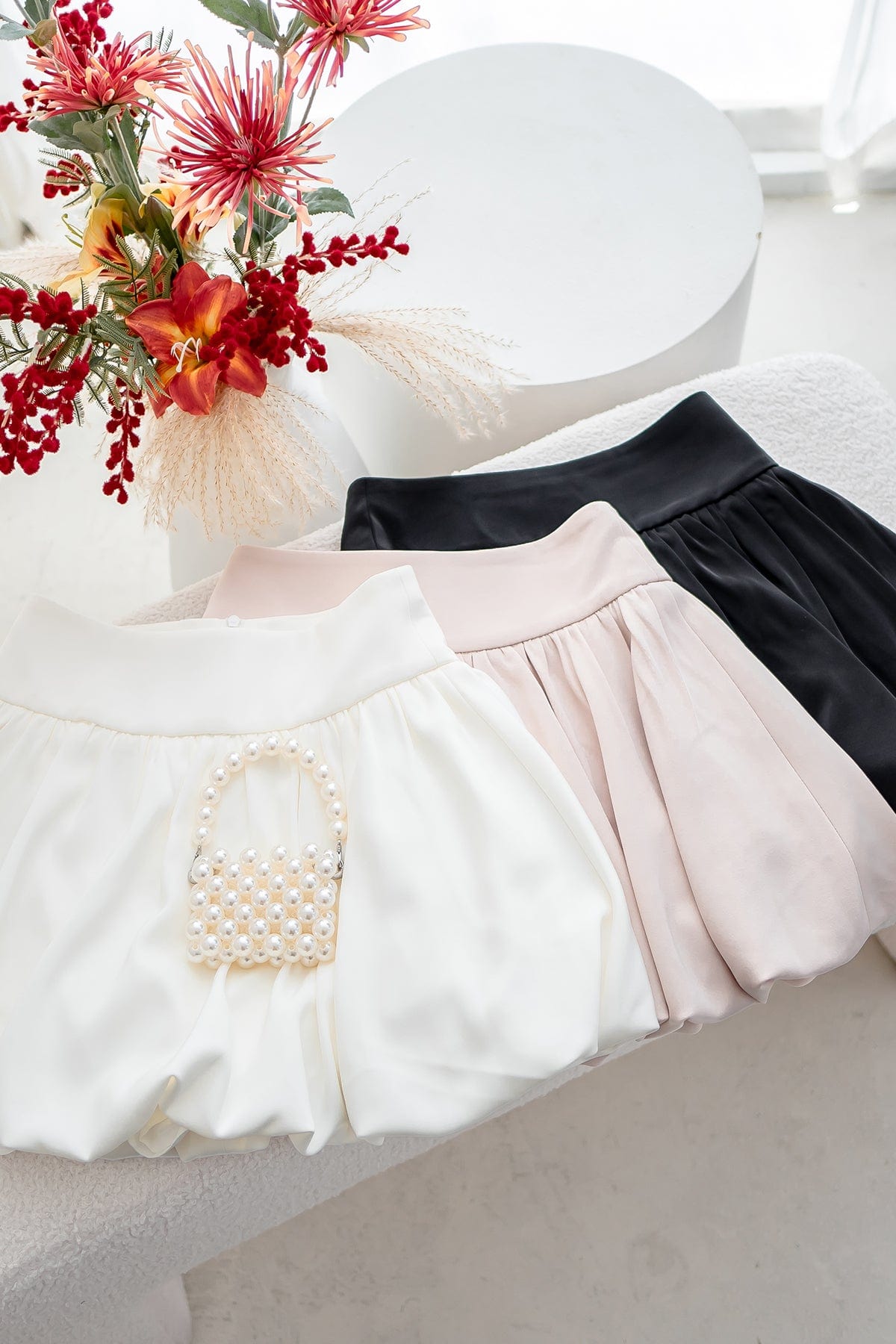 SHERA BUBBLE SKORTS IN CREAM WHITE | NEONMELLO